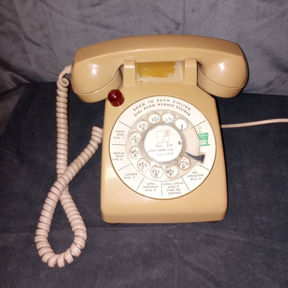 Vintage | Accents | Vintage 6s Holiday Inn Room Rotary Phone | Poshmark